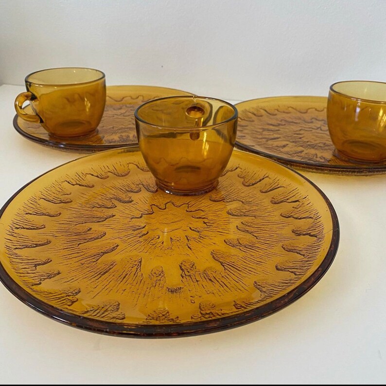 Vintage Indiana Glass Amber Sunburst Tea Cup and Plate Set - Etsy