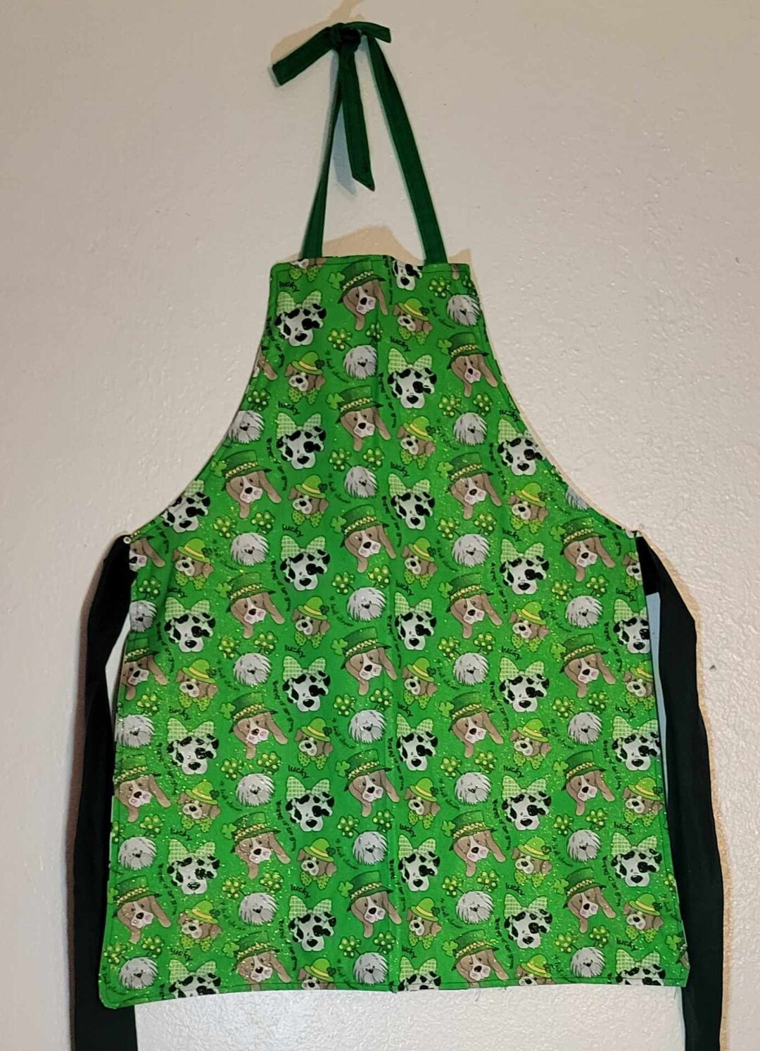 St. Patrick's Day Reversible Apron - Etsy