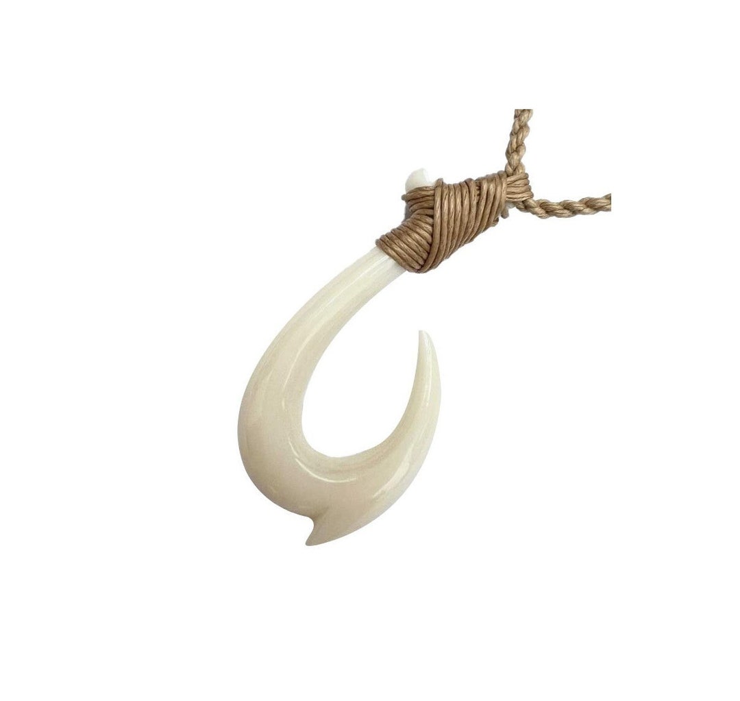 Buffalo Bone Hand Carved Maui Fishhook Makau Knotted W/ Adjustable Hemp ...