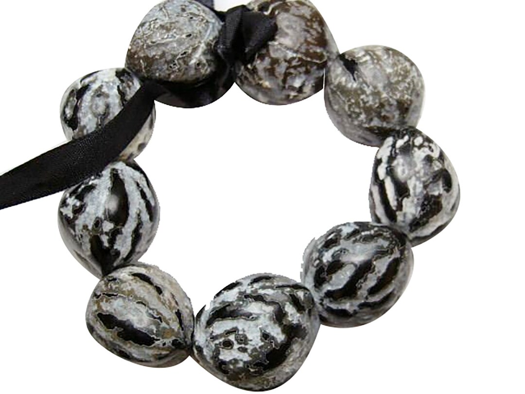 Genuine Zebra Striped Marble Kukui Nut Date Night Hawaiian Nut Bracelet ...