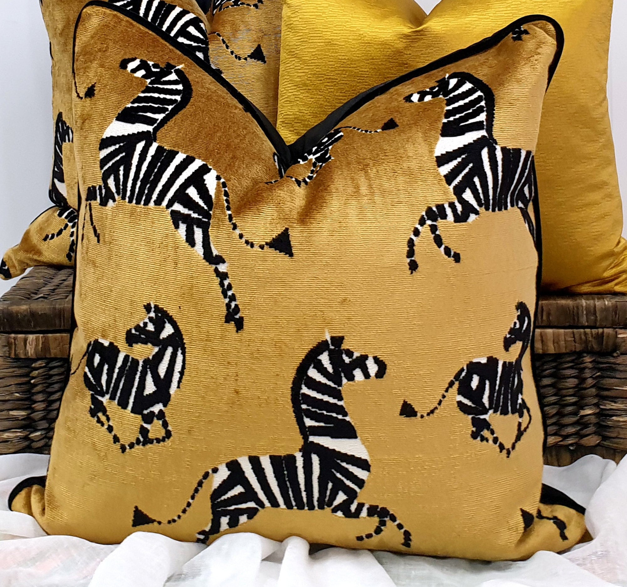 Zebra pillow store