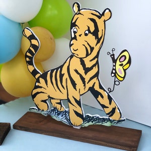 14 Inces Tall by 14 Inches Wide Vintage Tigger Winnie the Pooh Party ...