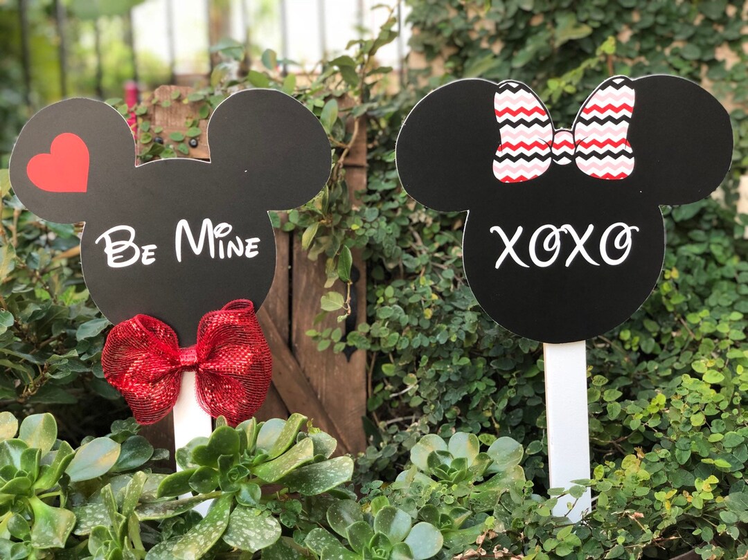 Valentine's Day Decorations Disney Inspired Yard Art - Etsy