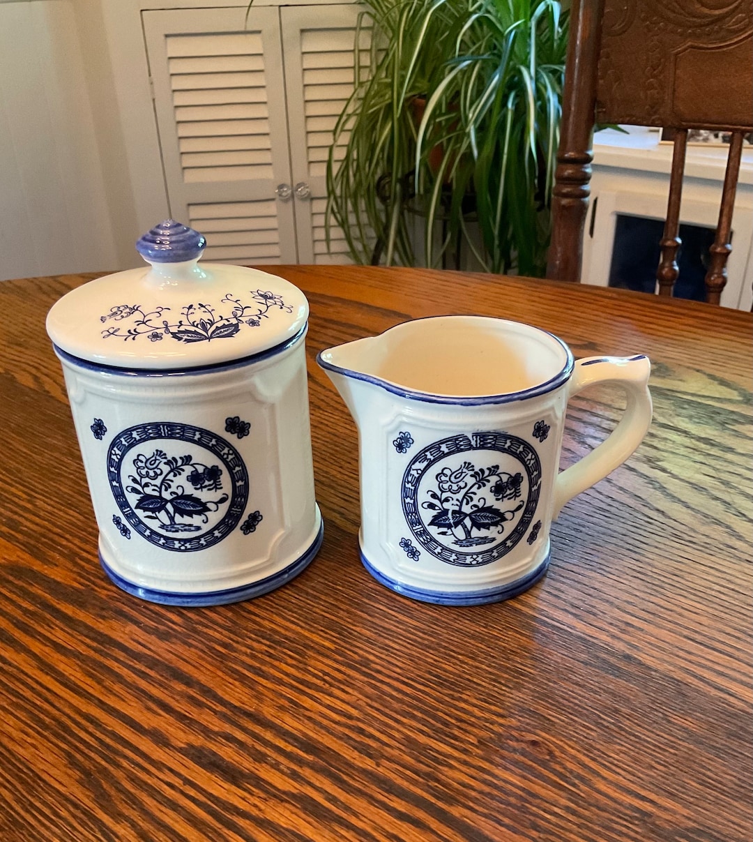 Vintage Heritage Japan Blue Onion Design Creamer and Covered Sugar Bowl ...