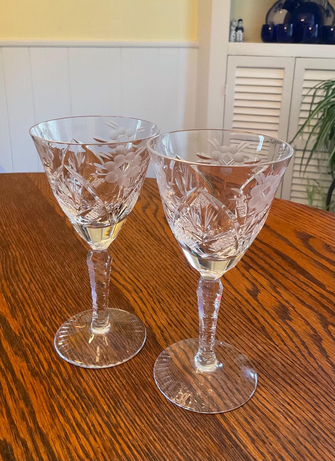 Bohemian Cut and Etched Crystal Wine Glasses Set of 2 Arches/florals - Etsy