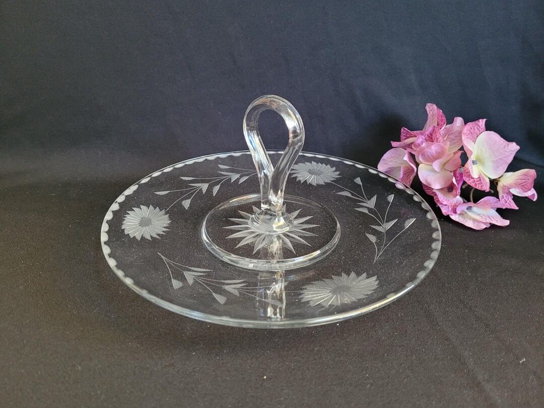 Dessert Plates With Handle Dessert Trays Formal Serving Dishes Elegant ...