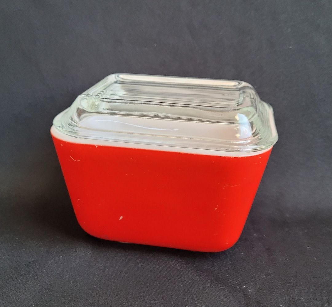 Red Pyrex Refrigerator Jar/container SMALL Baking Dishes Refrigerator Storage Dishes Vintage ...