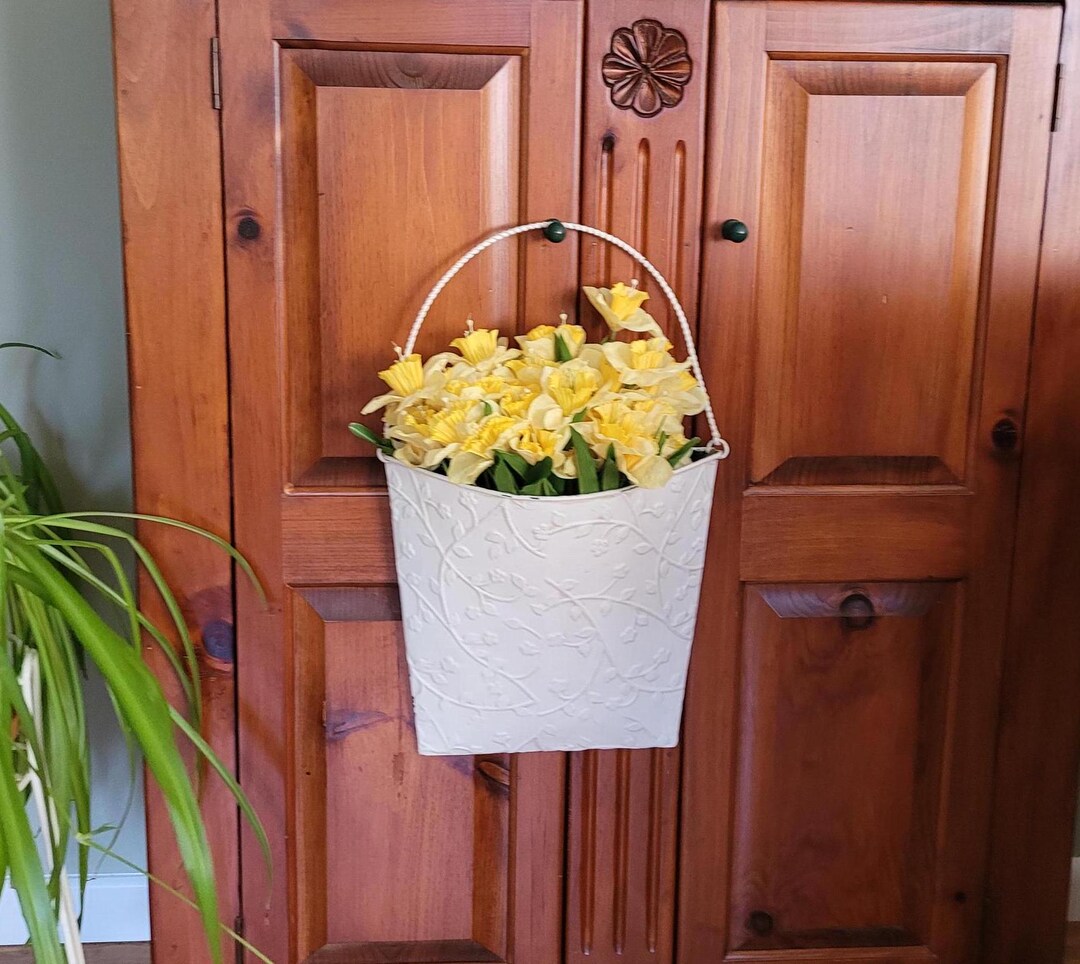 Vintage Wall Pockets Metal Wall Pocket White Wall Pocket Garden Style ...