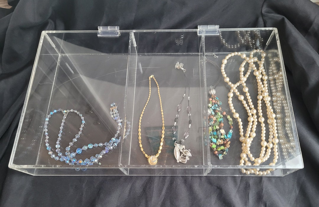 Plastic Display Cases - Clear Display Case With Compartments Vintage ...