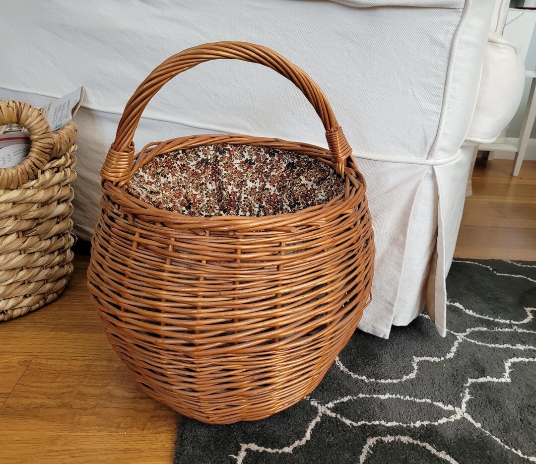 Large Baskets Vintage Baskets Round Wicker Baskets With Fabric Lining ...