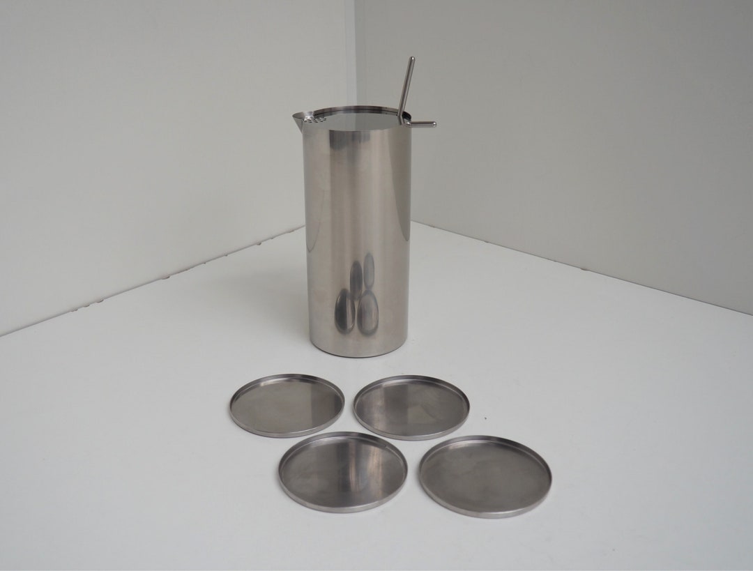 Cylinda Line Cocktail Pitcher + 4 Coasters Designed by Arne Jacobsen ...
