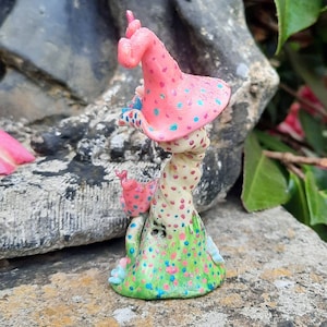 Pretty Pink Fairy House, With Twisty Toadstools and Miniature Flowers ...