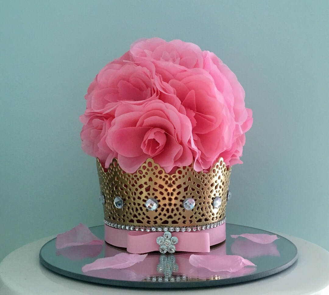 Crown Centerpiece, Lace Designed Plastic Crown With Kissing Ball and ...