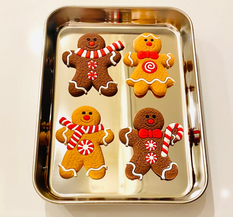 Baking Tray With Gingerbread Men Christmas Decor, Magnet for Fridge ...