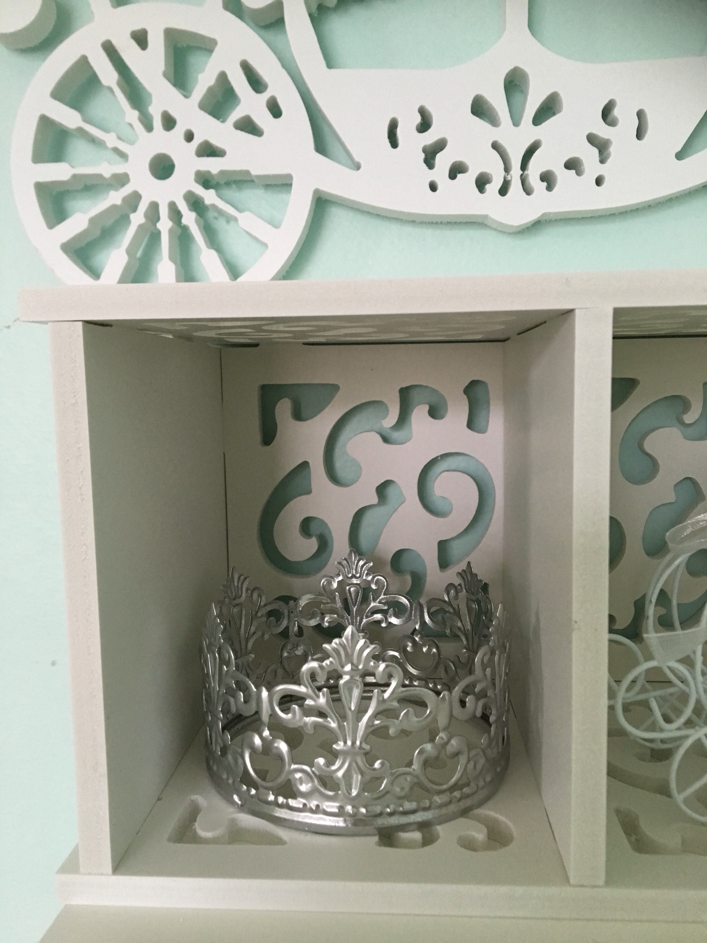 Gorgeous Carriage With Horse Table Decor for Your Little | Etsy