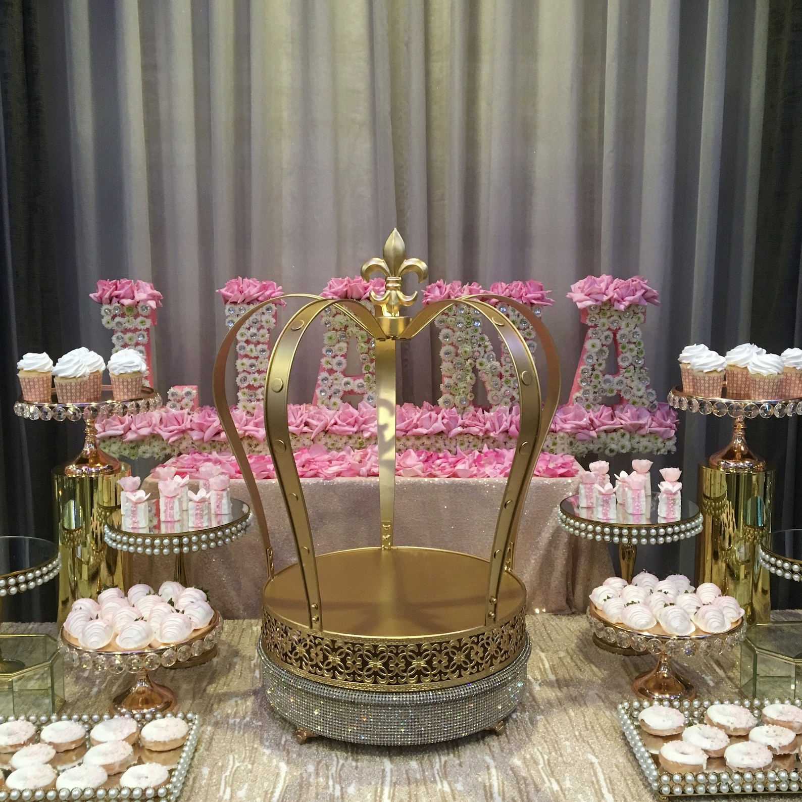 Biggest Crown Cake Stand , Metal Crown Cake Stand, Royal Themed Event ...