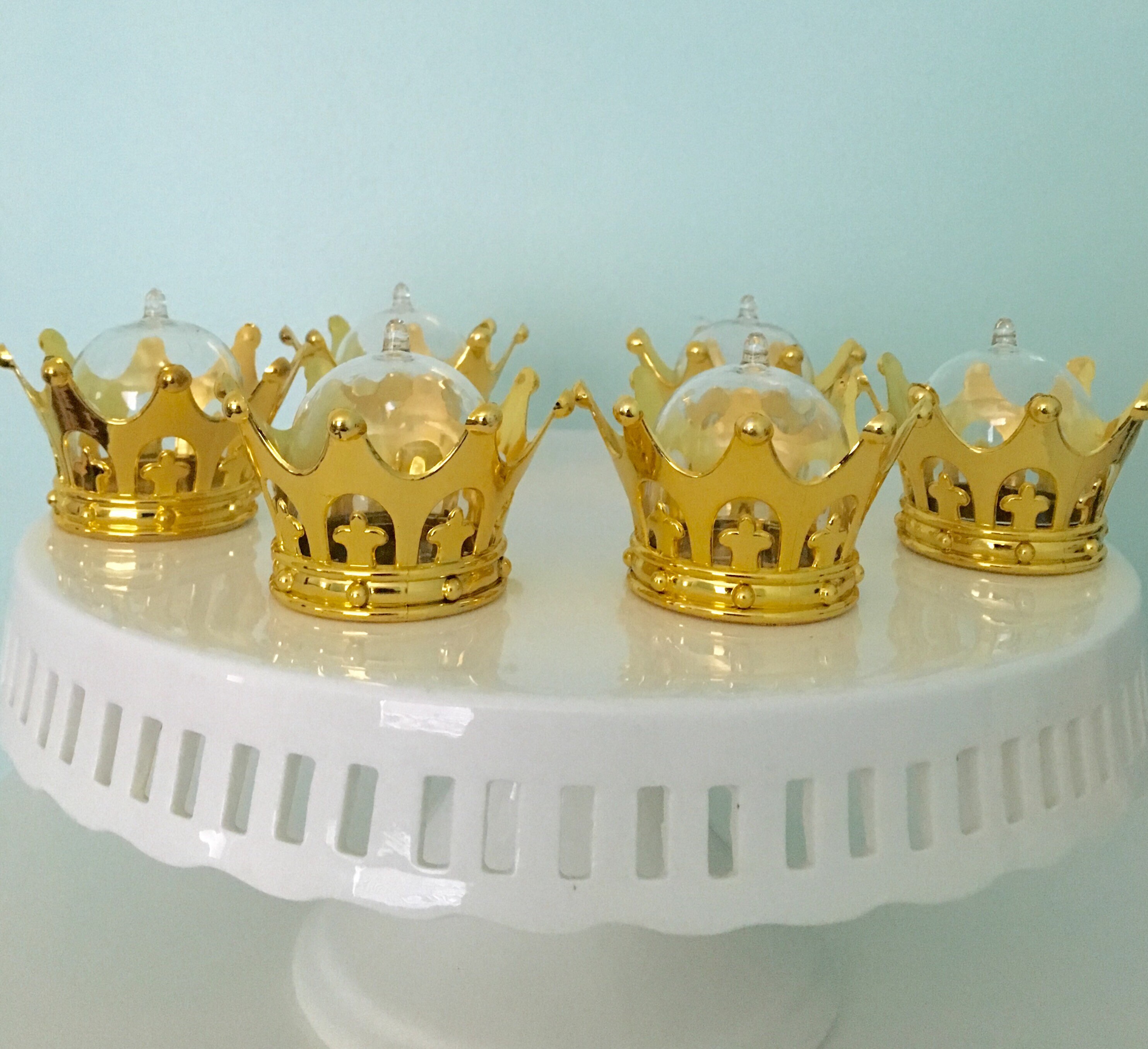 6 Plastic Crown Favor Boxes With Clear Lid, Cupcake Holder, Party Favor ...