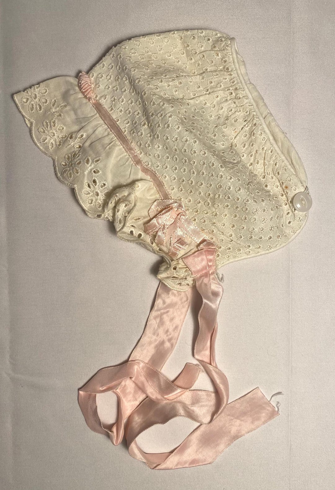 VTG 50's Cream Open Back Eyelet Baby Bonnet With Pink Ribbon - Etsy