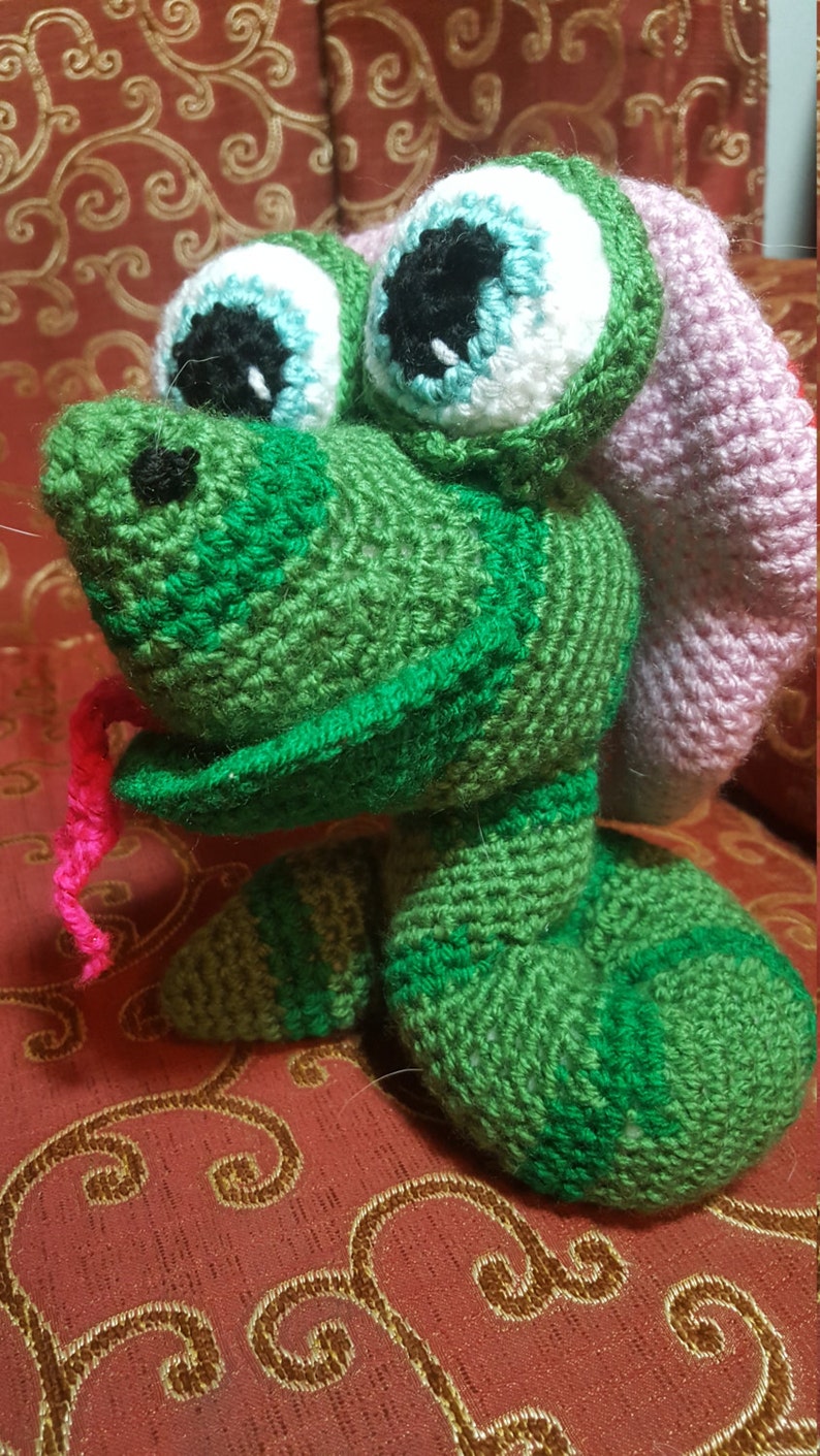 Suzy the Snake, Crochet Pattern for Sweet Snake Toy. Part of He Chinese ...