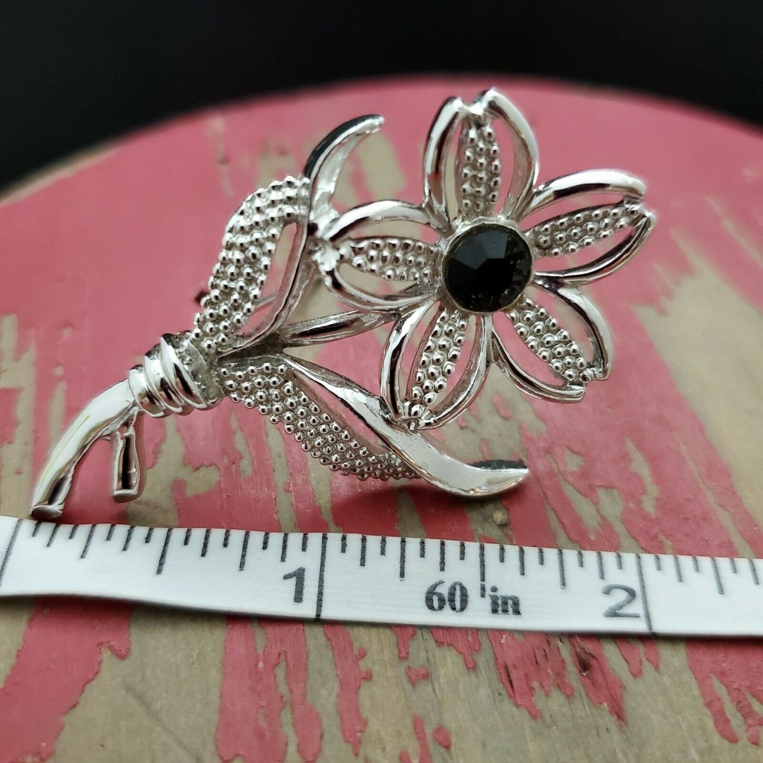 Vintage Sarah Coventry Flower Brooch - Etsy