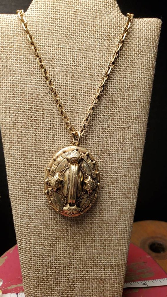 Victorian locket - Gem