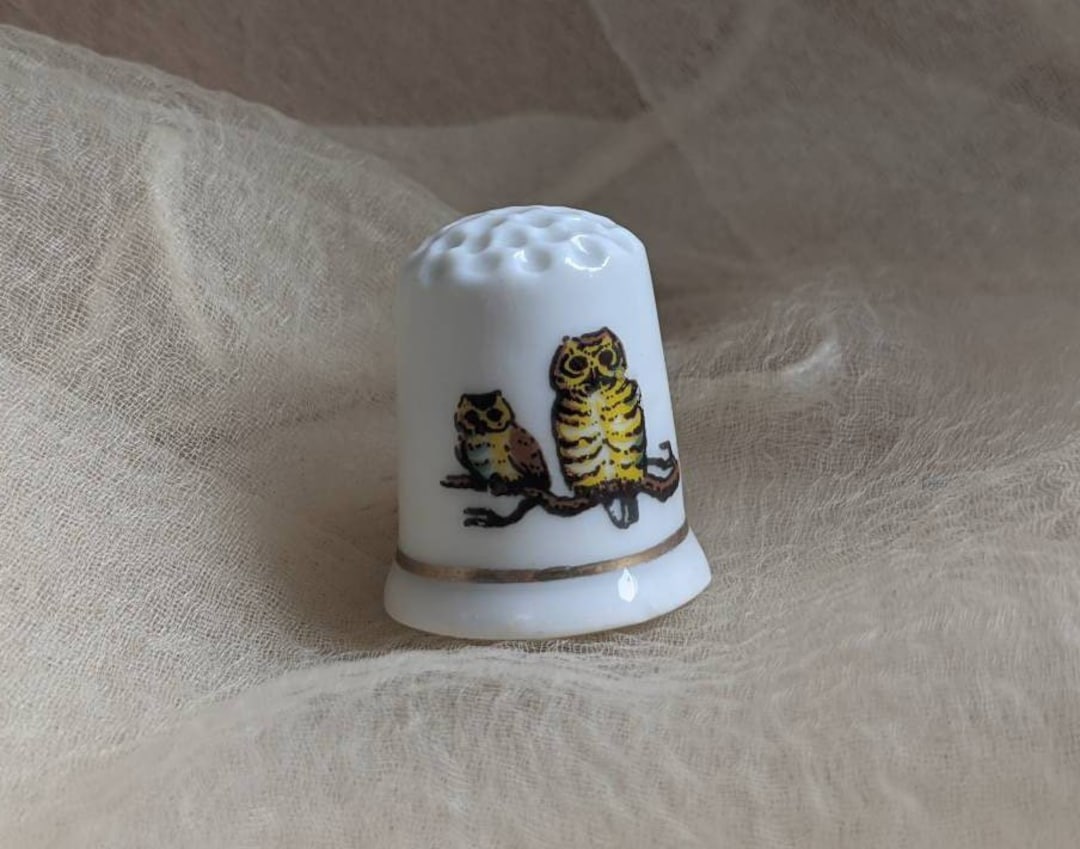 Vintage Decorated Porcelain Owl Thimble Halloween Bird Needlecraft ...