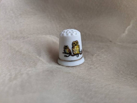Vintage Decorated Porcelain Owl Thimble Halloween Bird - Etsy