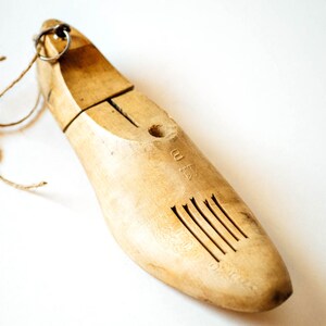 Antique Wooden Last Shoe Forms Vintage Rustic Wood Decor Wood Carving ...