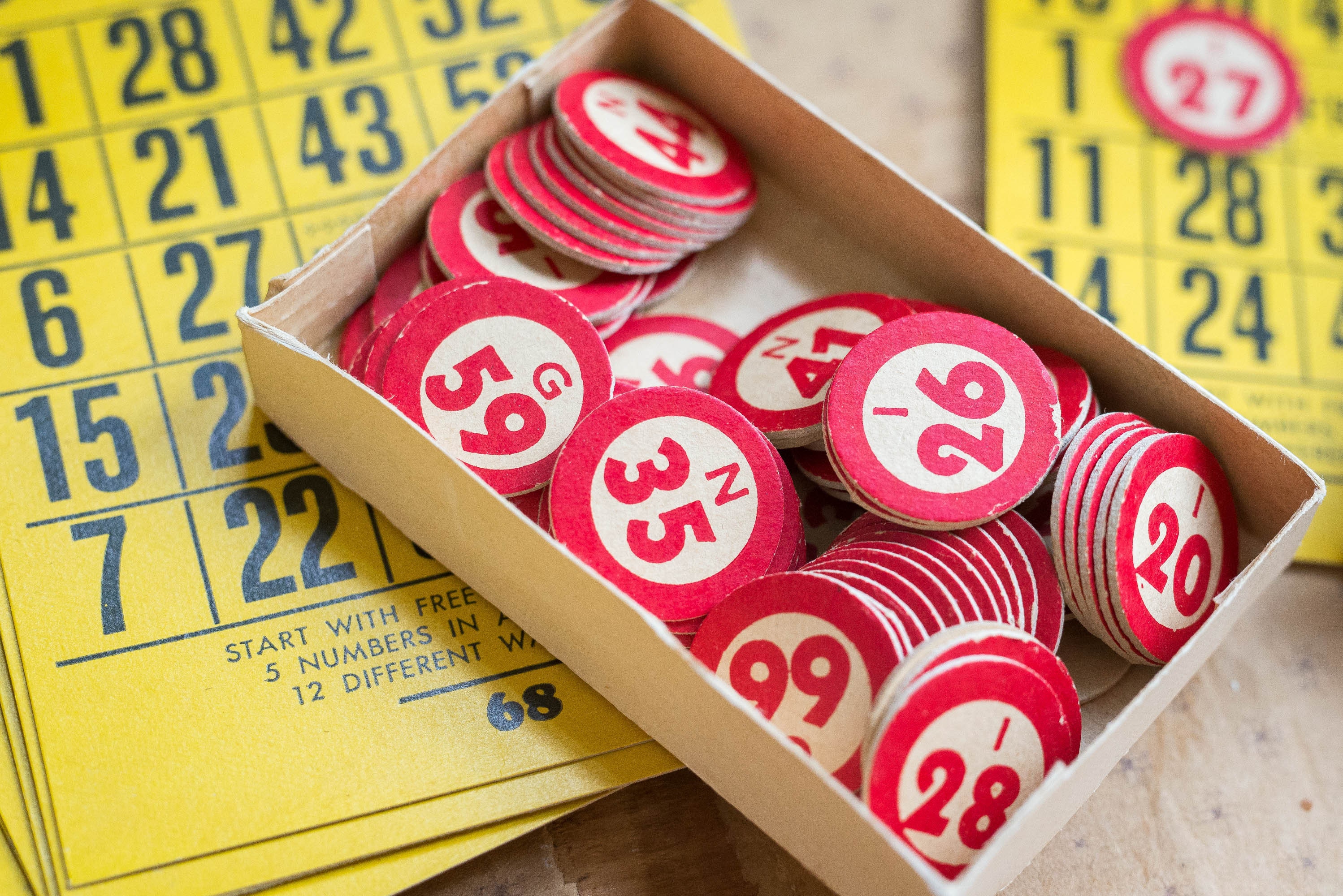 Vintage Bingo Card Game And Chips Card Paper Mid Century Etsy