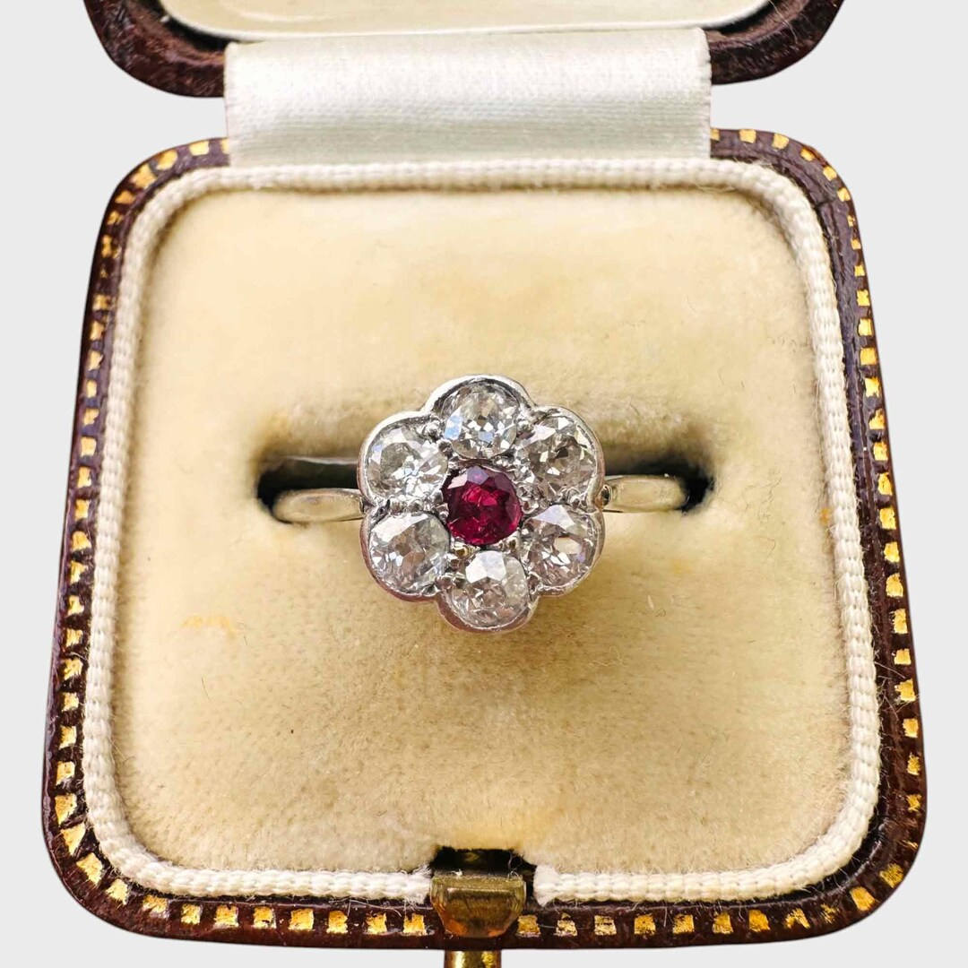 Art Deco, White Gold, Diamond & Ruby Daisy Ring - Etsy