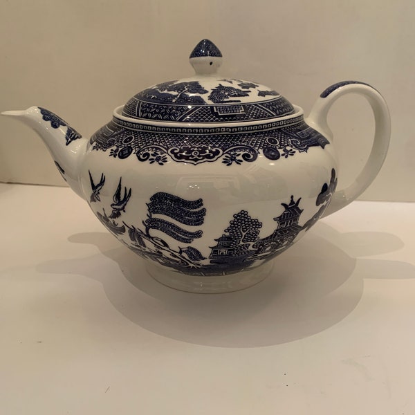 Blue Willow Teapot - Etsy