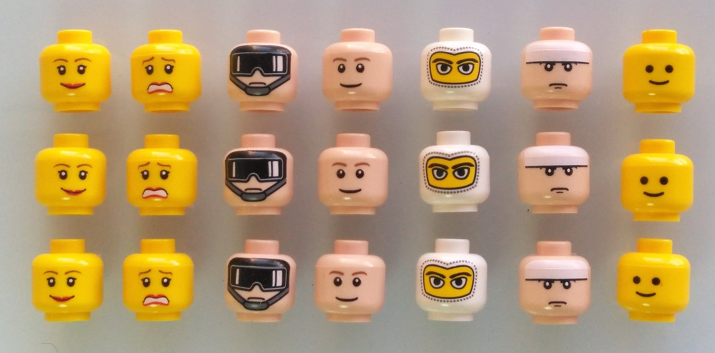 LEGO heads - munimoro.gob.pe
