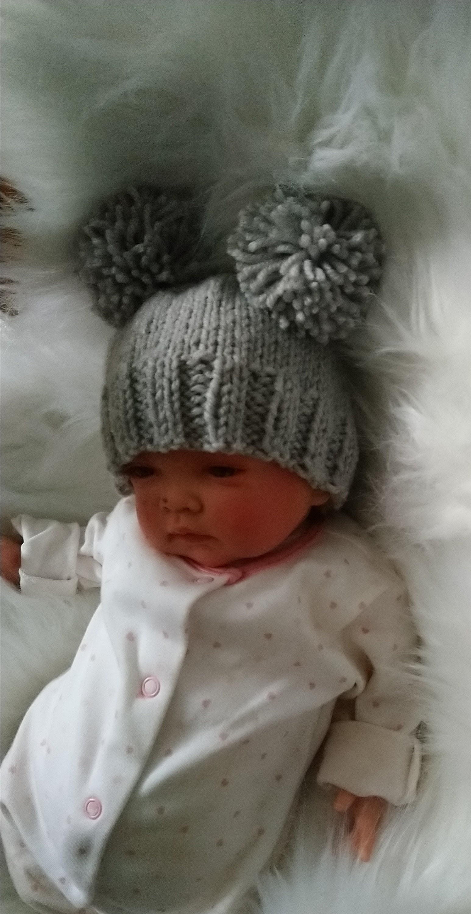 Prince Archie Hat Knitting Pattern - Etsy