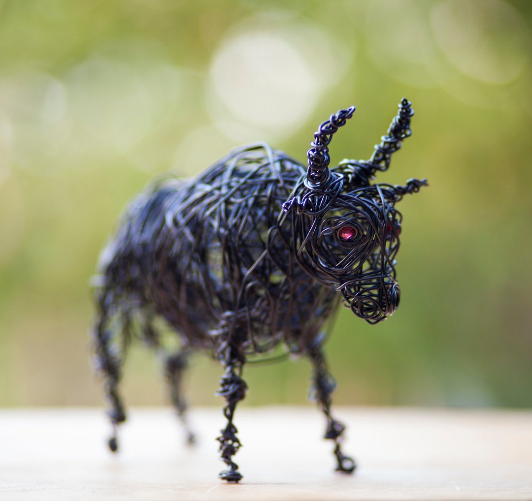 Bull Figurine, Taurus Gift, Stay Strong Gift, Bull Wire Art, Wire ...