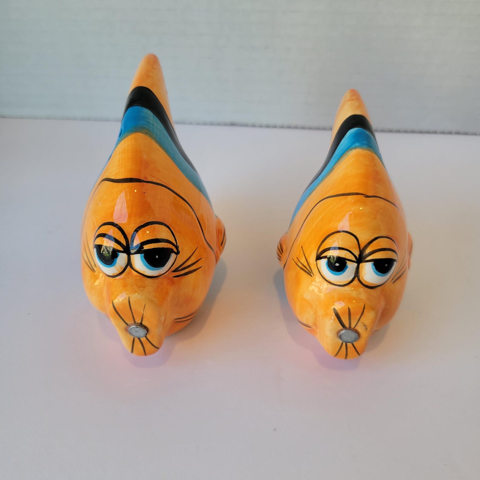 Kissing Fish Salt and Pepper Shakers Orange Tropical Magnetic Clownfish ...