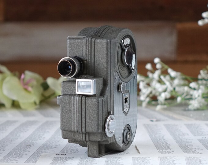 Vintage Cinemaster II - 8MM Movie Camera - Model G-8 Cine - Etsy