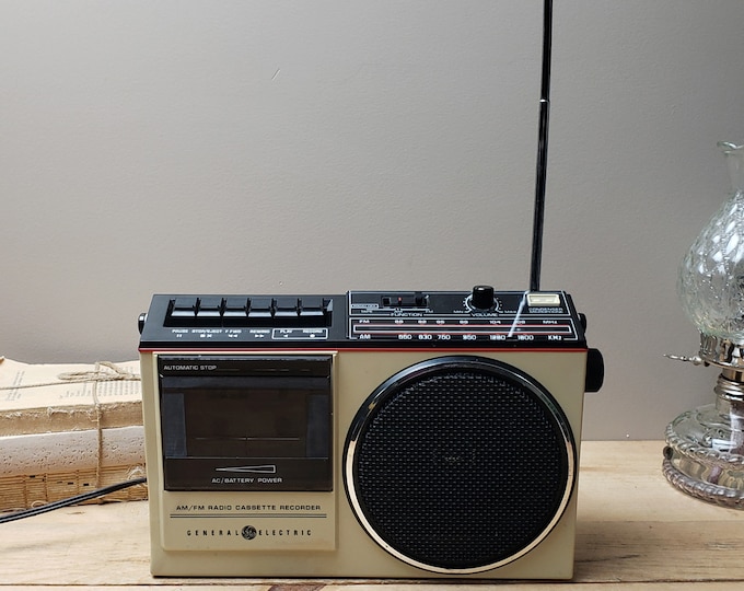 Vintage GE Am/fm Radio Cassette Recorder Portable Radio Model 3-5244B ...