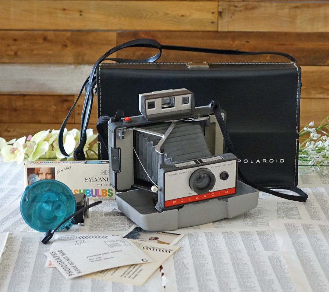 Vintage Polaroid 220 Camera Land Camera Automatic 220 With Case 268 ...