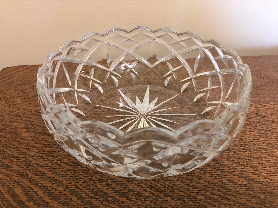 Crystal Bowl With Scalloped Edge, Crystal Bowl Starburst Pattern ...