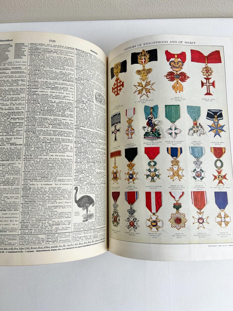 1952 Webster's New International Dictionary: the Magnificent Second ...