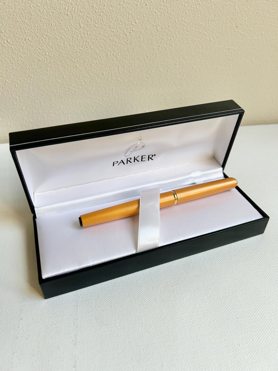Parker Inflection Fountain Pen, Radiant Yellow: Original Box - Etsy