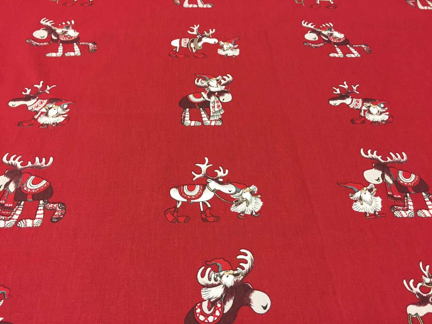 Christmas Table Runner Red With Reindeer and Elves - Etsy