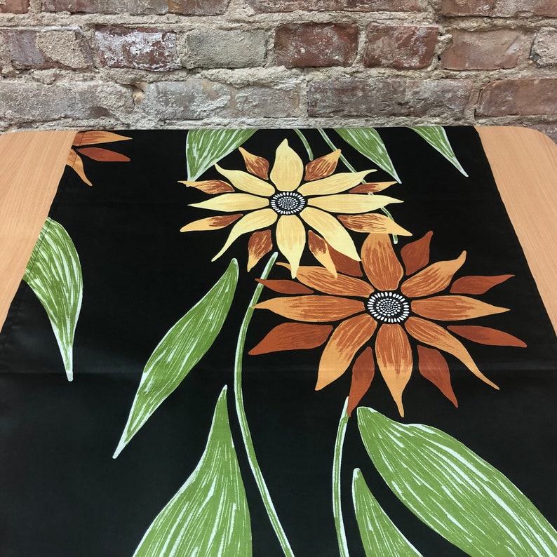 Floral Tablecloth Table Runner White With Green | Etsy