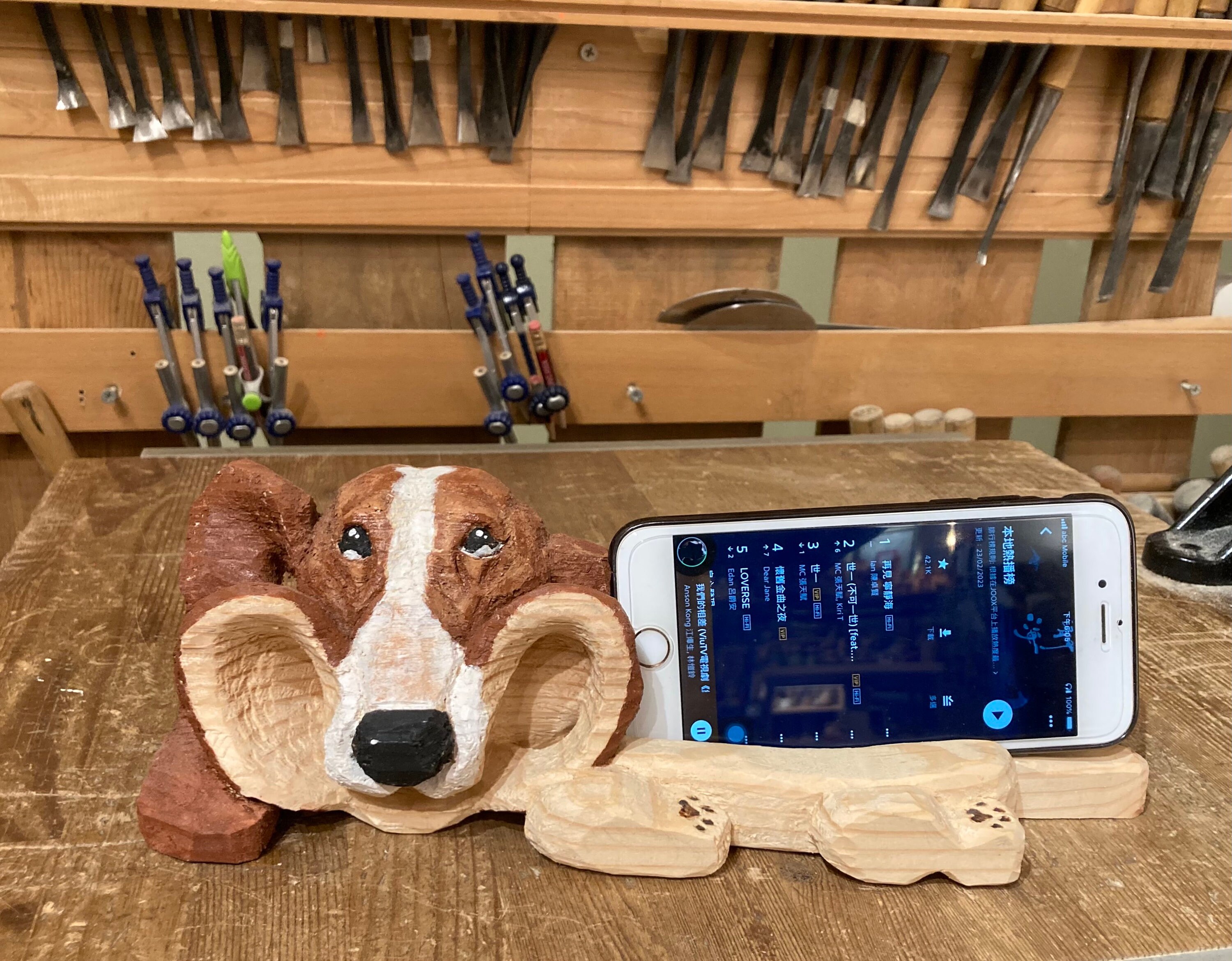 Basset Hound Phone Stand - Etsy