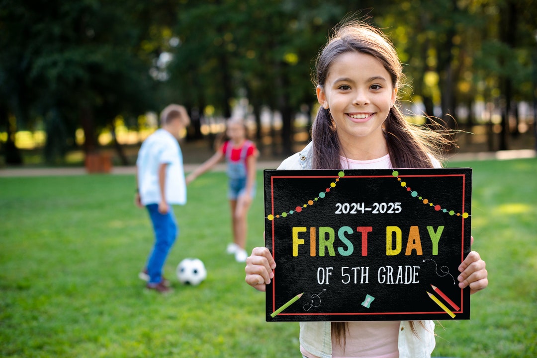 Black - 1st and Last Day of School Signs - 8x10 (get All Grades) - Etsy