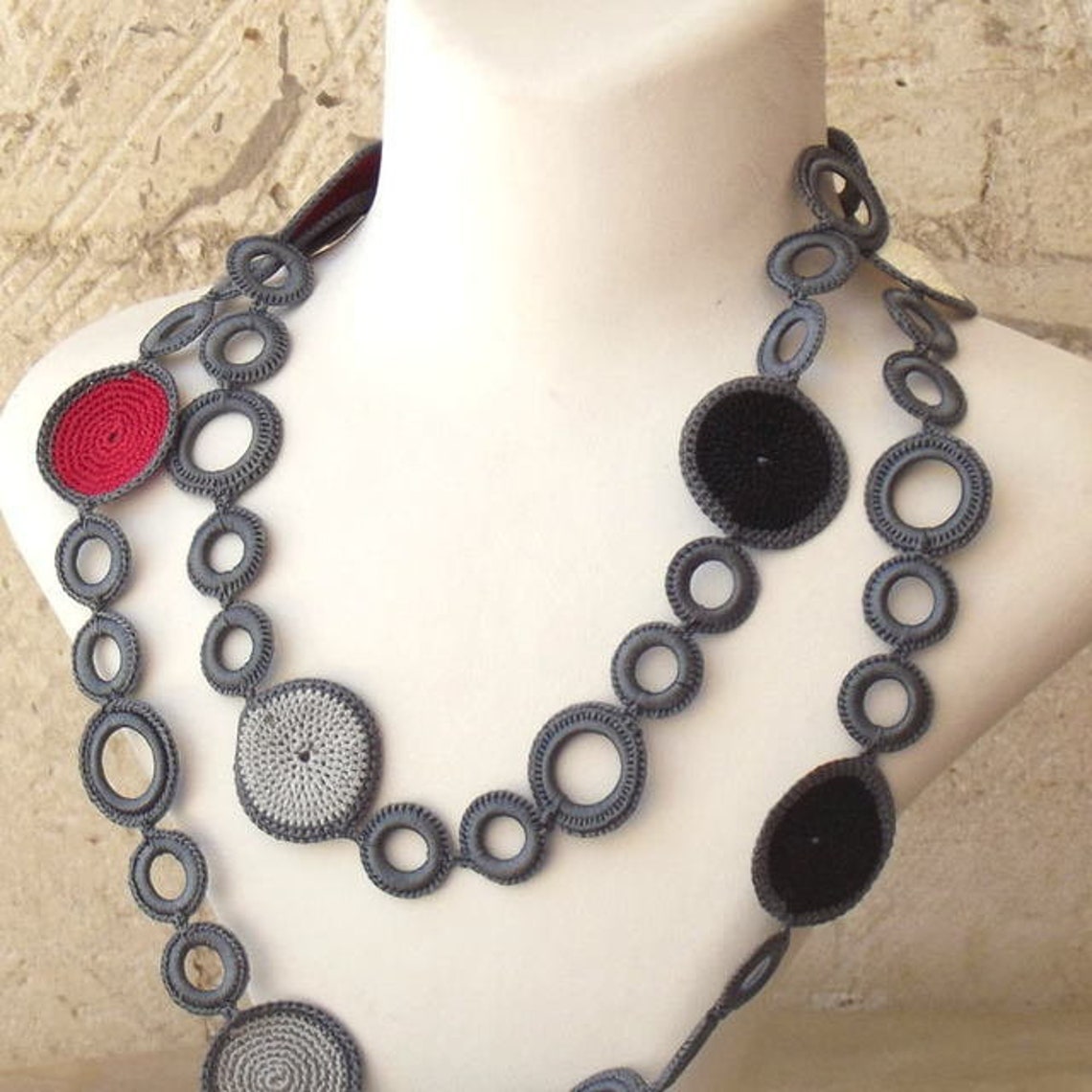 Turkish OYA Lace - Needle Lace Necklace - Lariat [circle] Red & Gray ...