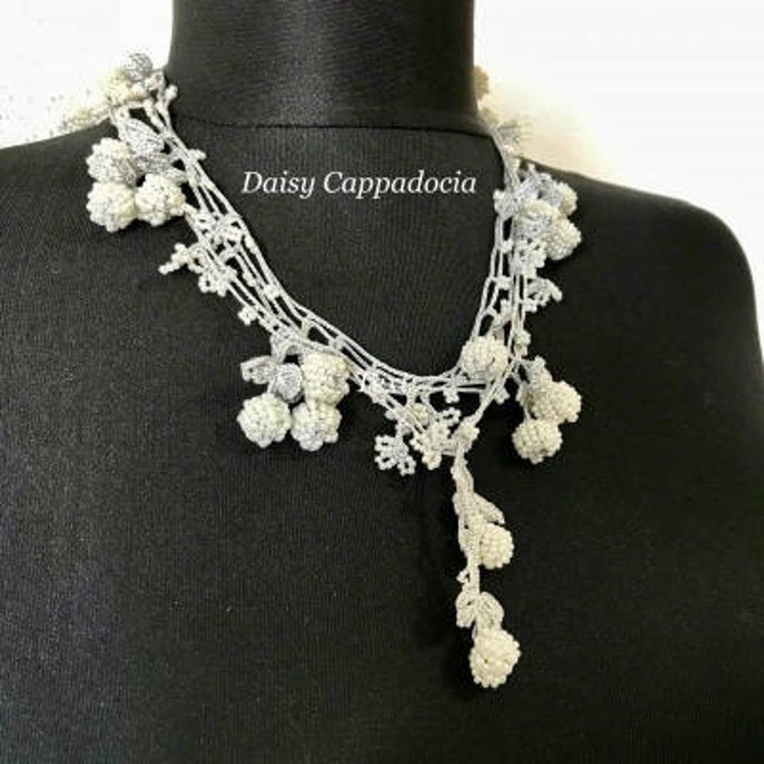 Turkish OYA Lace - Needle Lace Necklace - Lariat [berry] Mist White ...