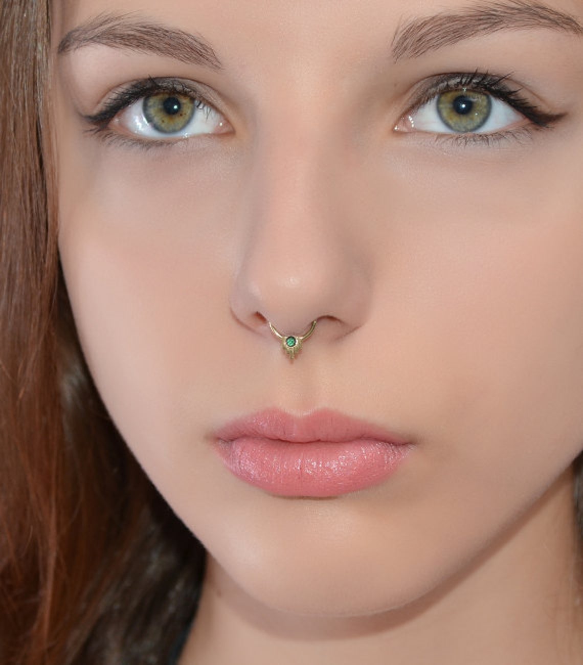 2mm Emerald SEPTUM RING // Gold Nose Ring Septum Piercing - Etsy New ...