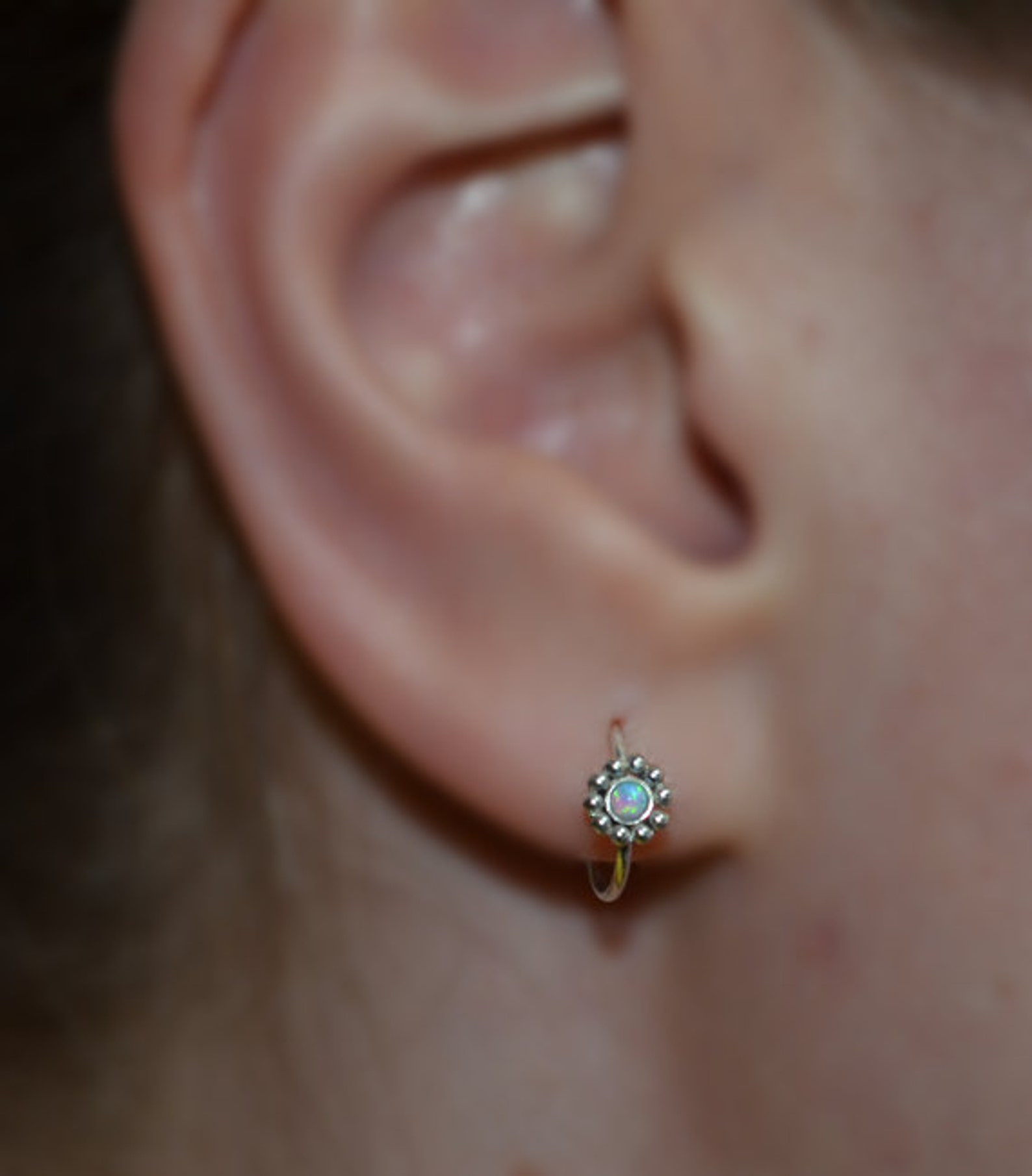 2mm Opal TRAGUS EARRING // Silver Flower Tragus Hoop - Etsy