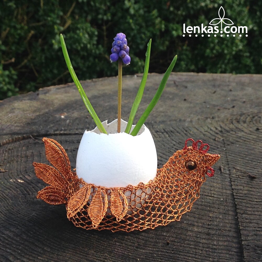 Chicken Egg Stand - Pattern & Tutorial for Wire Lace : Step-by-step ...